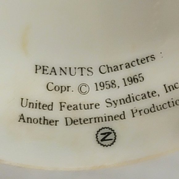 Schultz | Holiday | Vintage Schultz Peanuts 977 Merry Christmas Bell ...